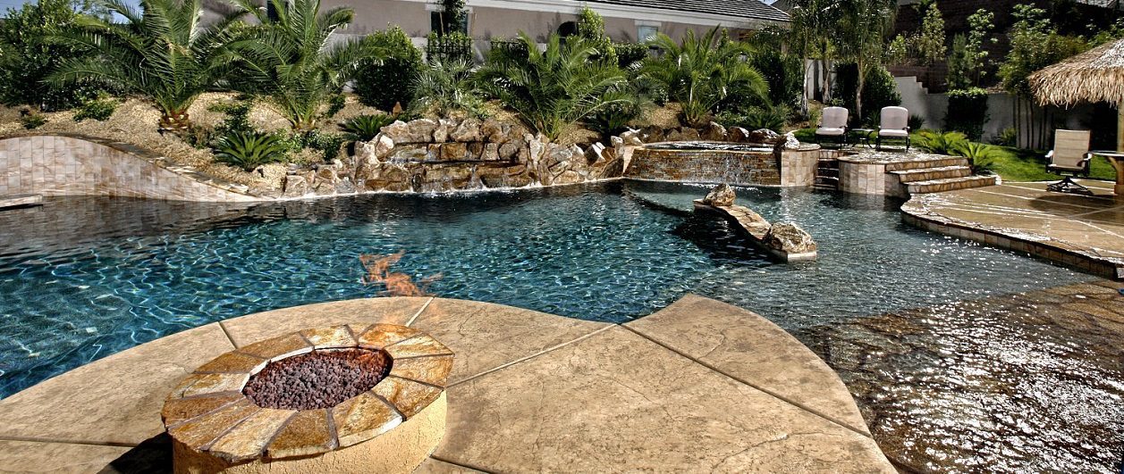 Dynamic Pools & Waterscapes - Lyon Financial