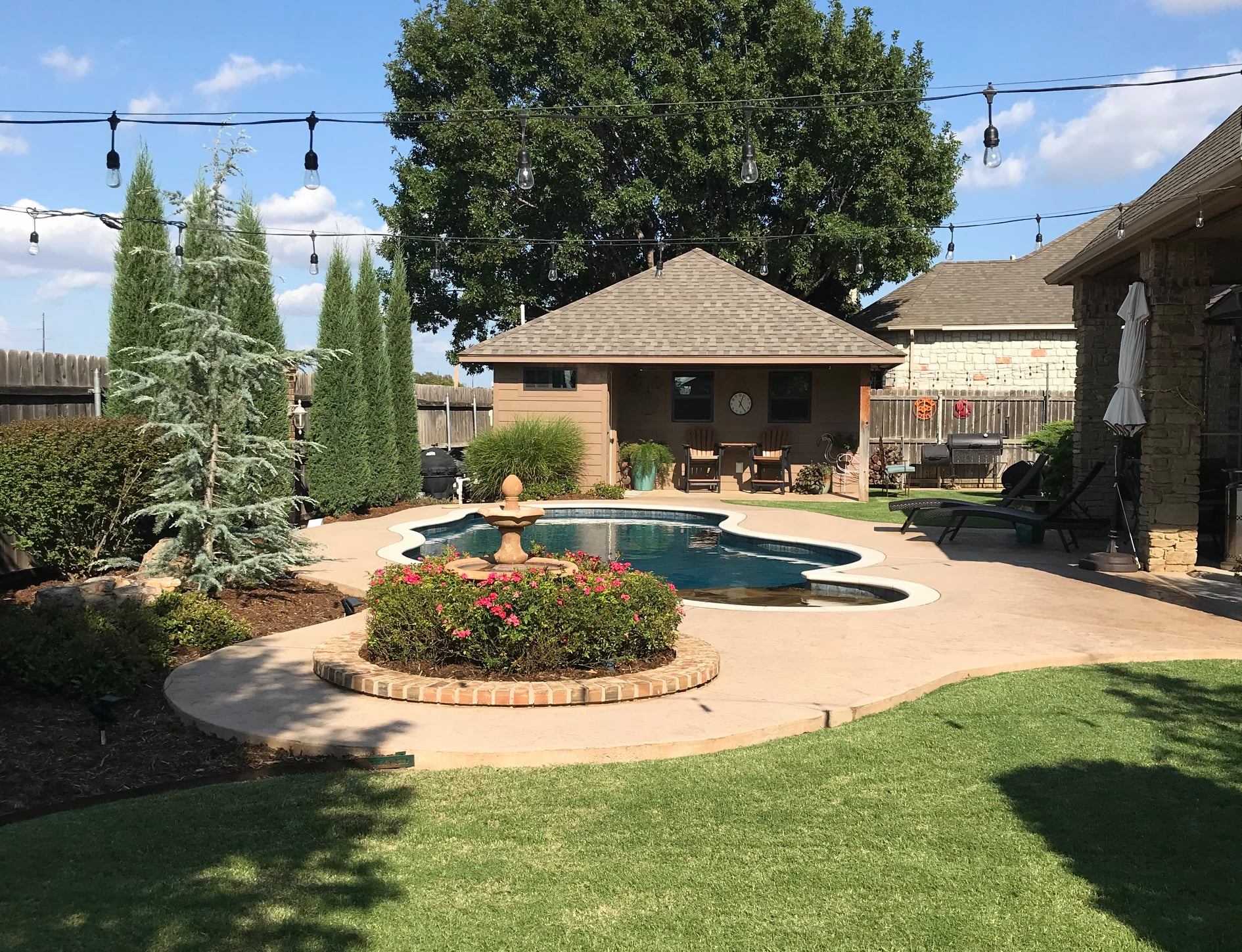 Thompson Pools of Altus, Inc - Lyon Financial